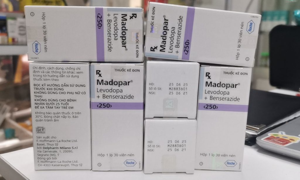 Madopar 250 trị Parkinson lọ 30 viên
